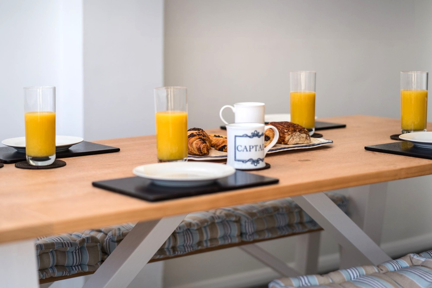 Beach Cottage Pevensey Bay 2 Bedrooms Sleeps 4 Private Beach