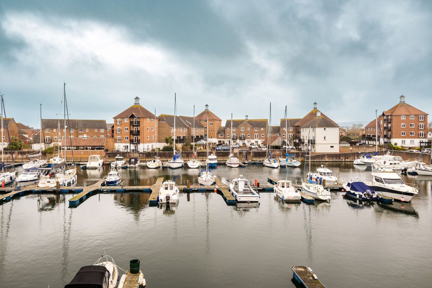 Holiday Apartment Sovereign Harbour Eastbourne With Fine Views